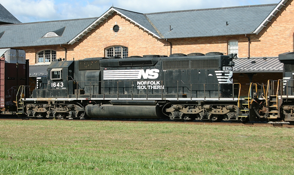 NS 1643